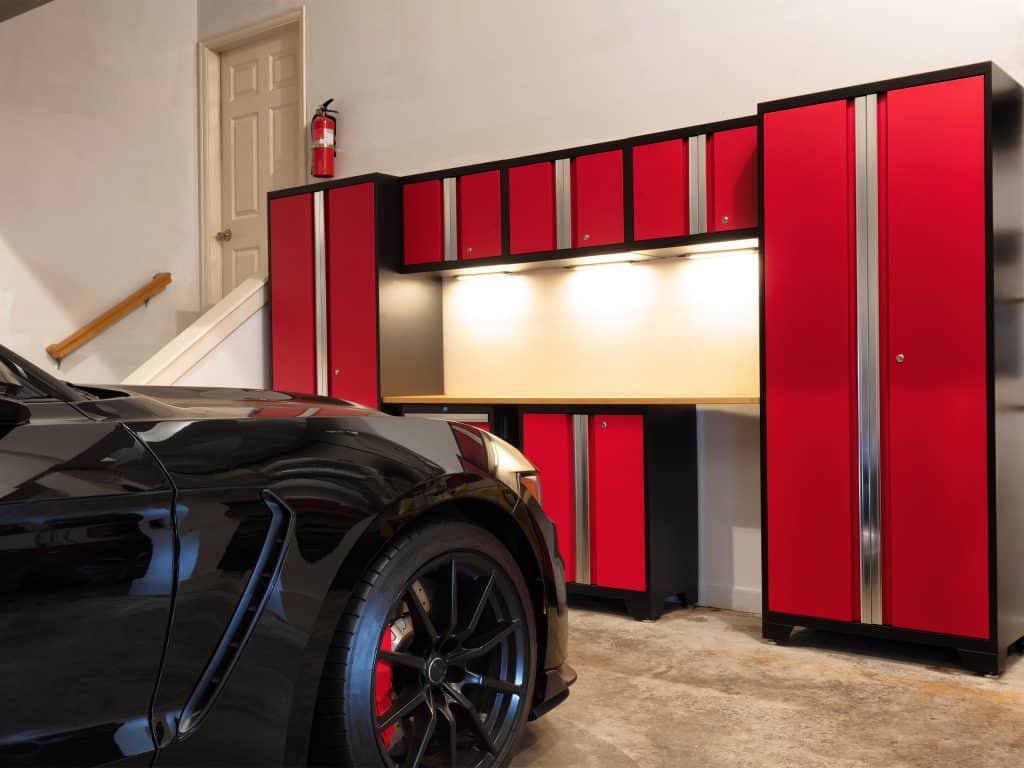 Meuble de rangement pour garage sur mesure : devis gratuit